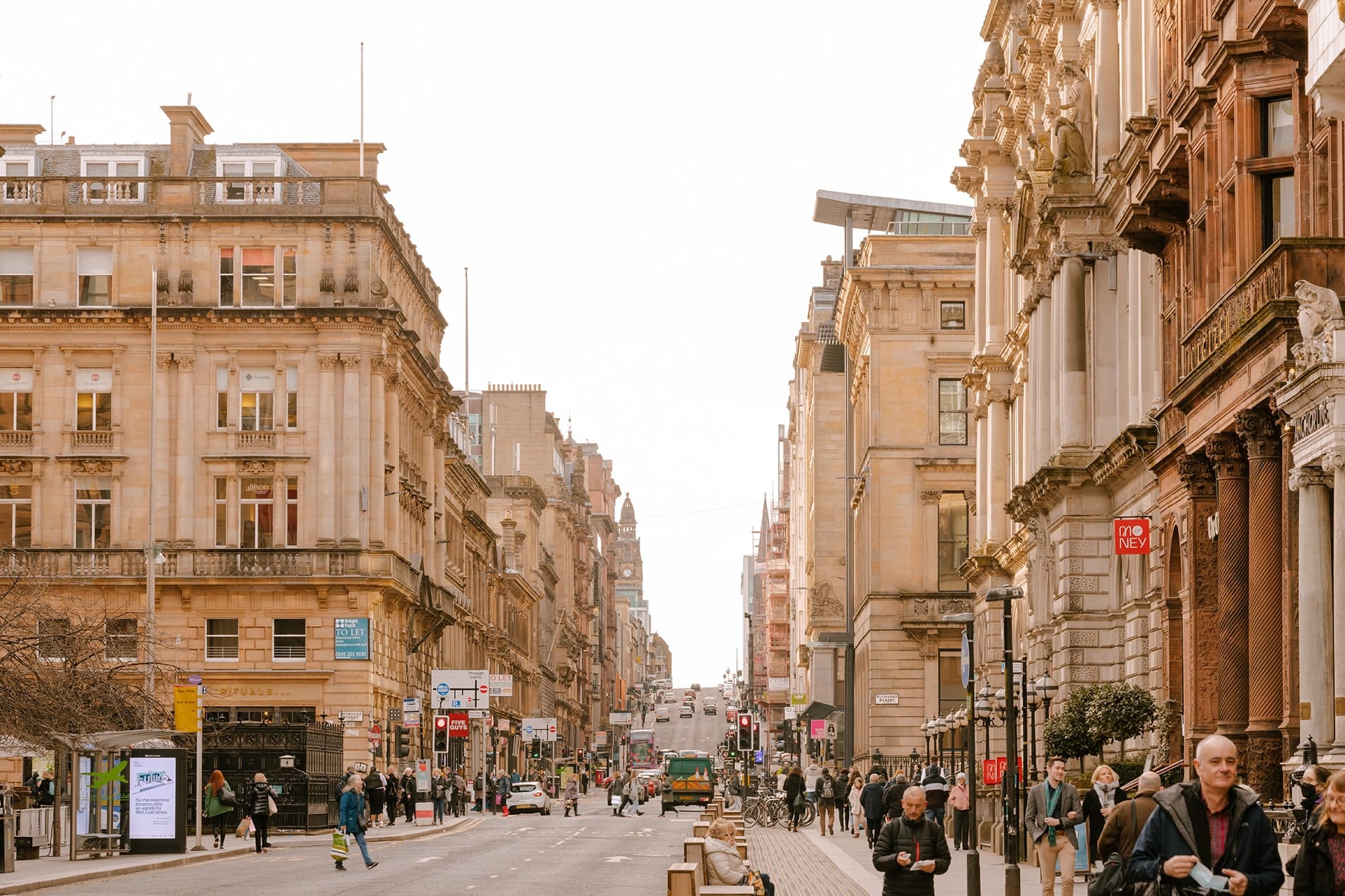 How to Find London's Best Serviced Apartments