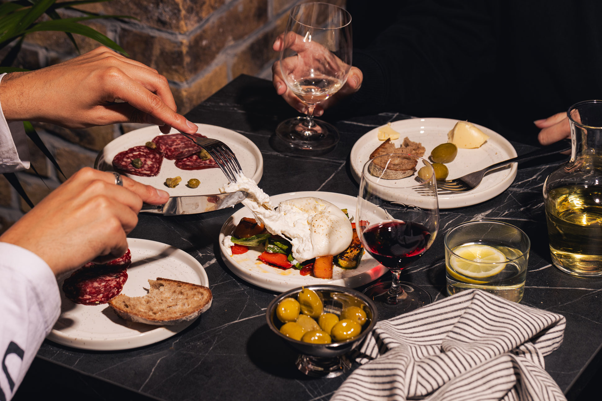 Best Neighbourhoods to Stay in London | Native Guide